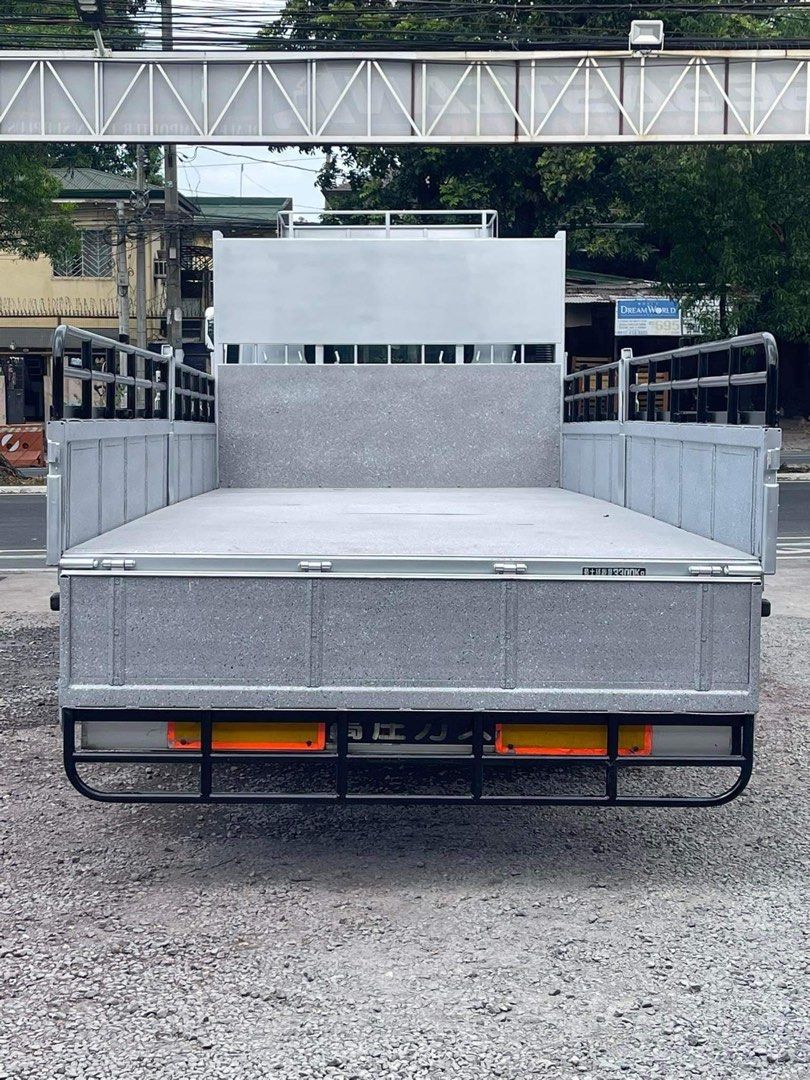 2021 Isuzu Forward Dropside 19ft. F-Series 2 Wiper Molye, Special ...