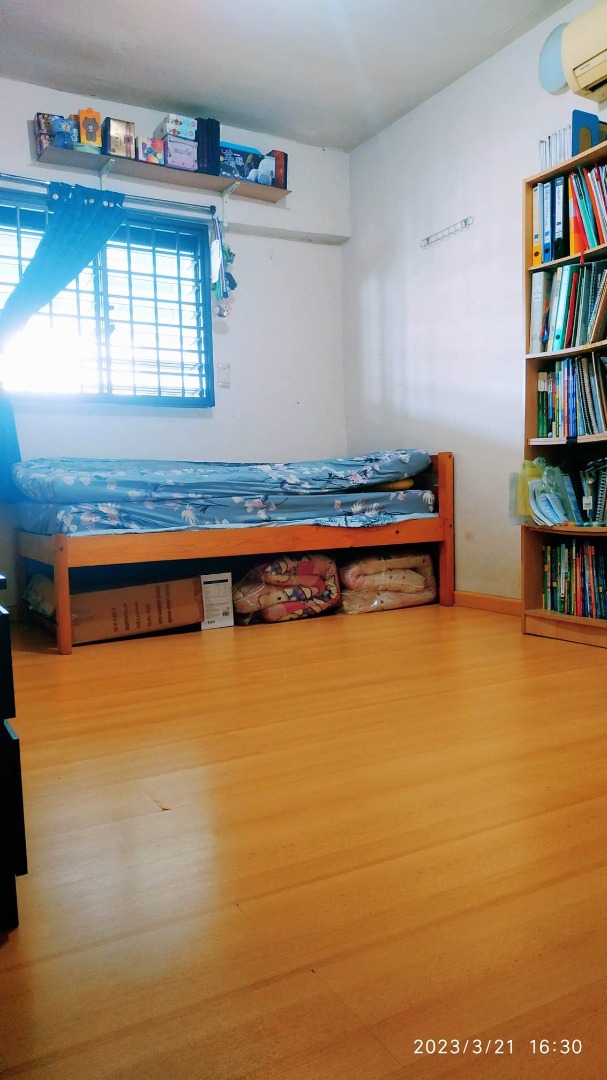Ang Mo Kio Block 216: Common Room (1 or 2 ladies, No agent fee ...