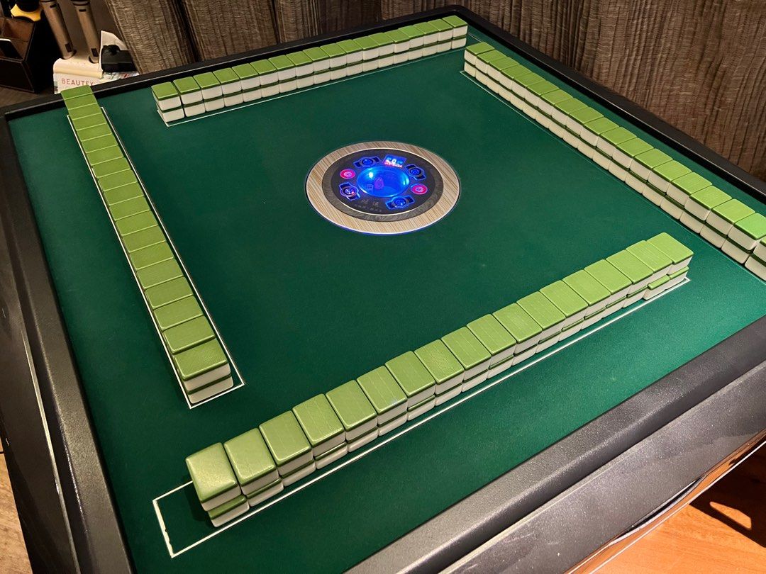 Automated mahjong table, Hobbies & Toys, Toys & Games on Carousell