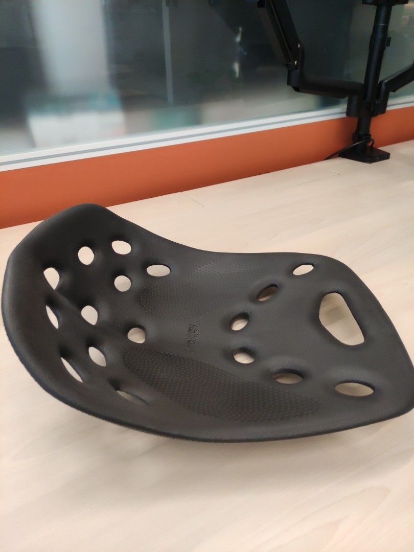 Backjoy Sitsmart Posture Plus, Health & Nutrition, Braces, Support & Protection on Carousell