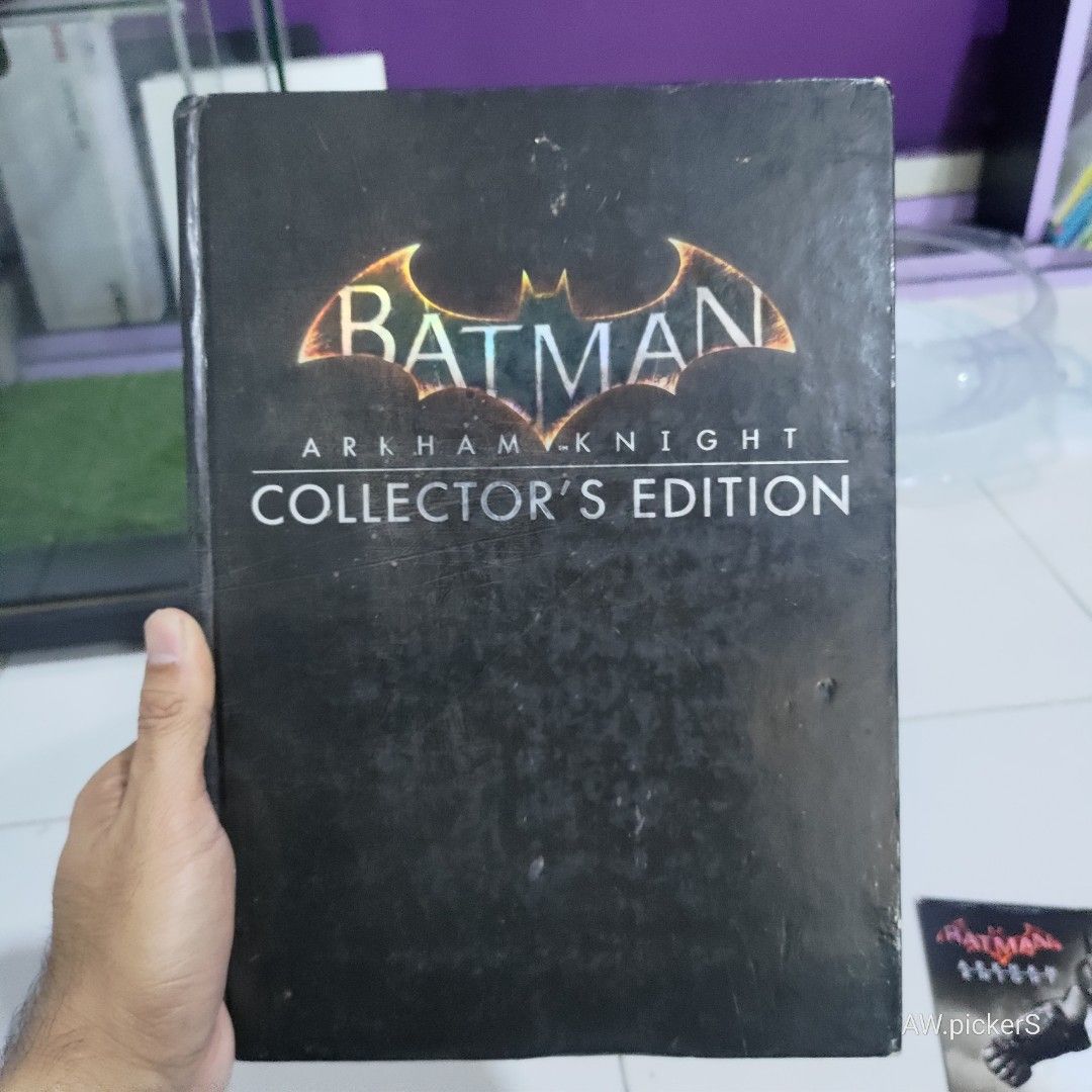 BATMAN : ARKHAM NIGHT COLLECTOR'S EDITION, Hobbies & Toys, Books ...
