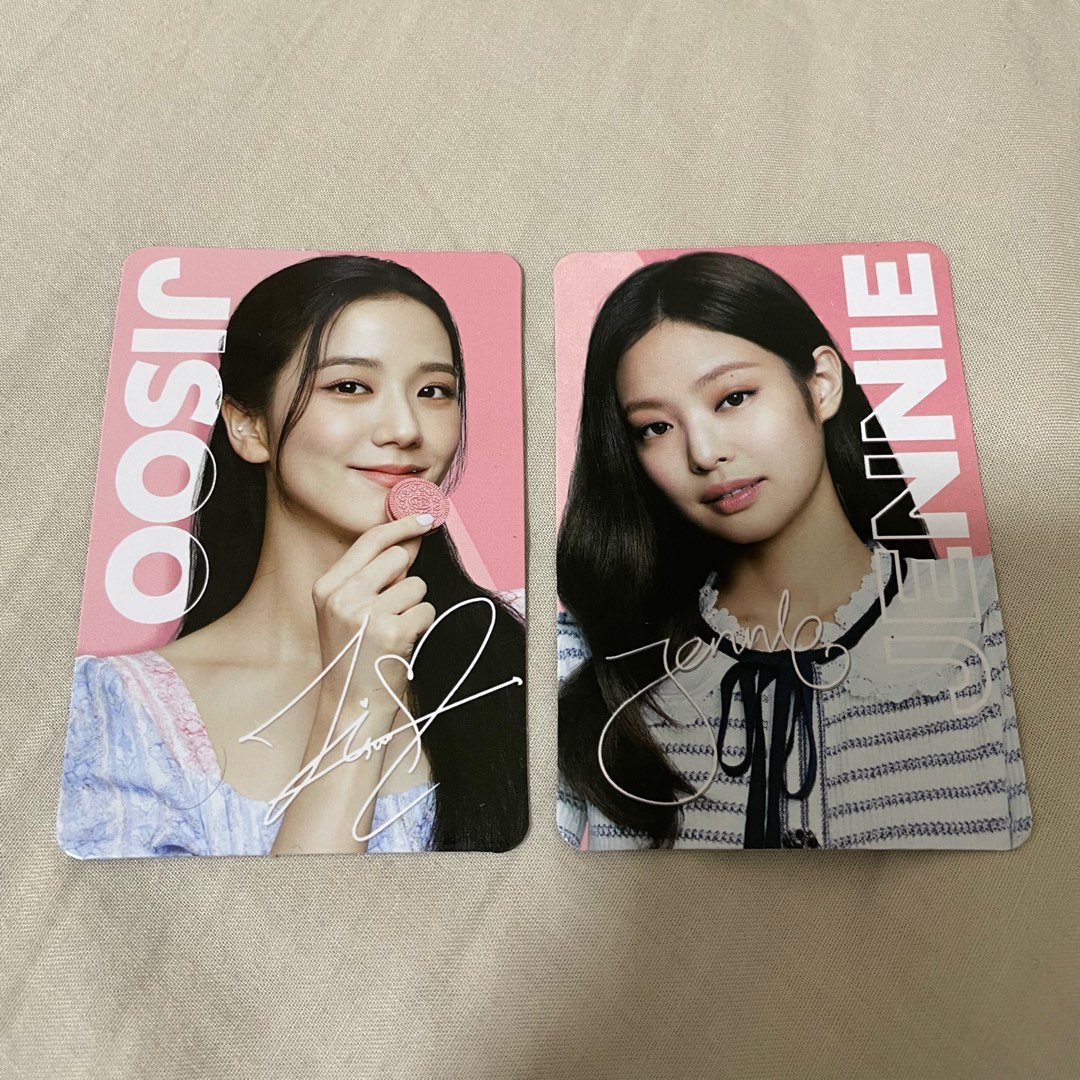 BLACKPINK OREO JISOO JENNIE (set), Hobbies & Toys, Memorabilia ...