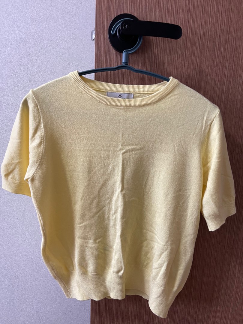 Brand new yellow knit top, Women's Fashion, Tops, Shirts on Carousell