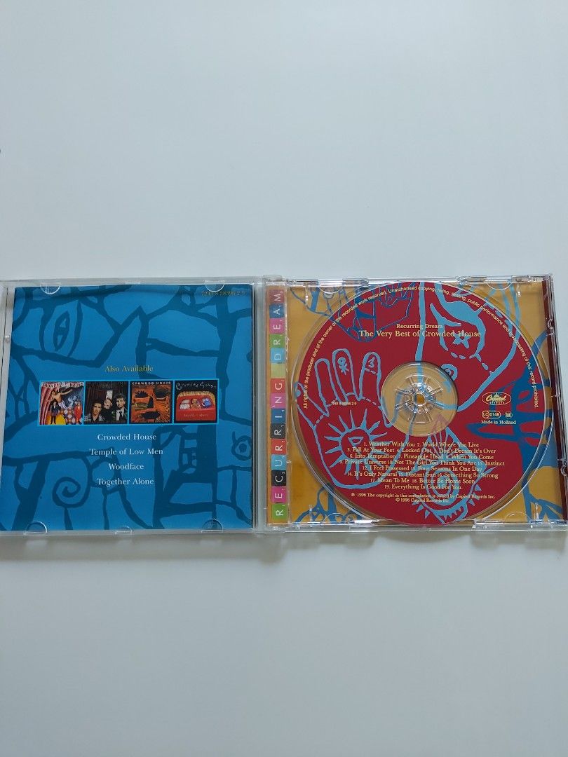 CD Crowded House - The Very Best of, Hobbies & Toys, Music & Media, CDs & DVDs on Carousell