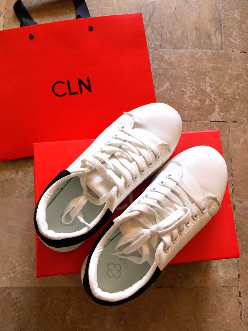 CLN Sneakers, Women's Fashion, Footwear, Sneakers on Carousell