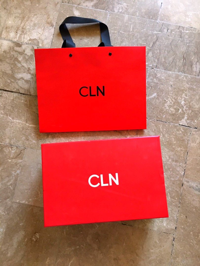 CLN Sneakers, Women's Fashion, Footwear, Sneakers on Carousell