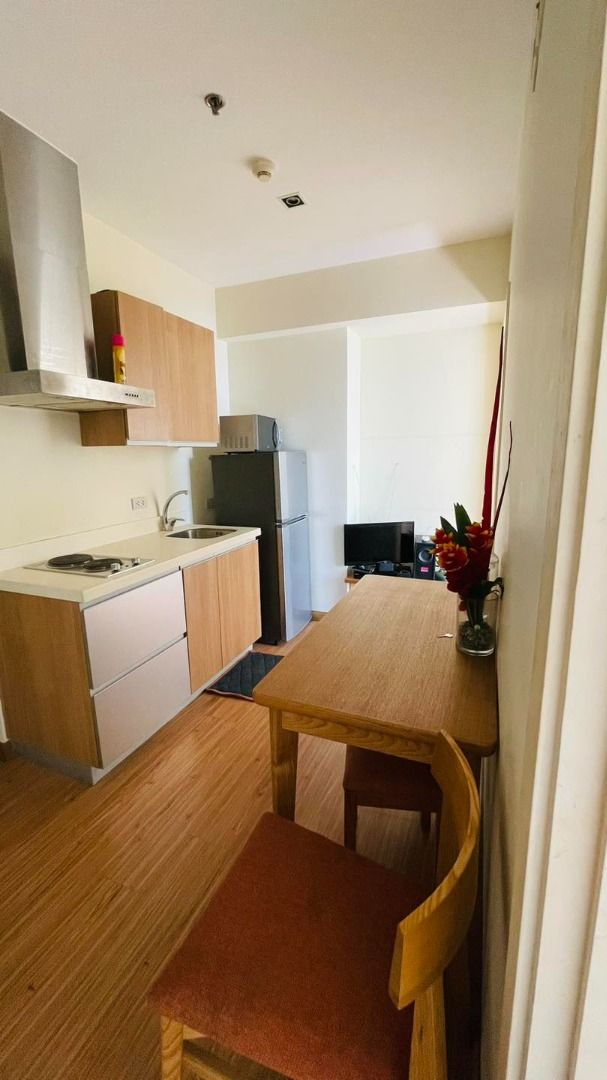 📌Condominium Unit with Parking Foreclosed Property For Sale in Azure ...