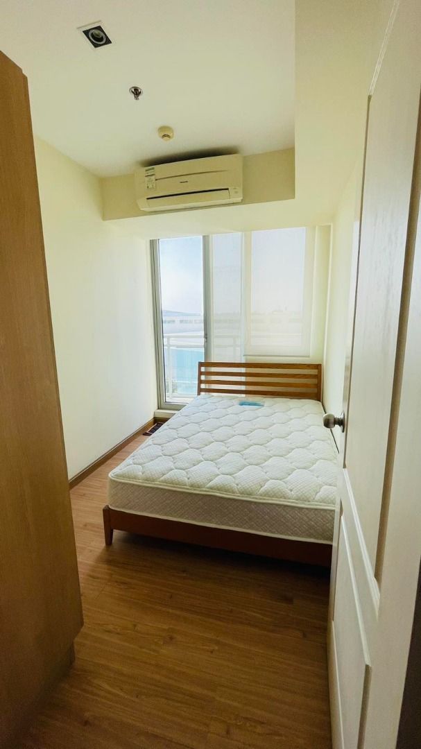 📌Condominium Unit with Parking Foreclosed Property For Sale in Azure ...