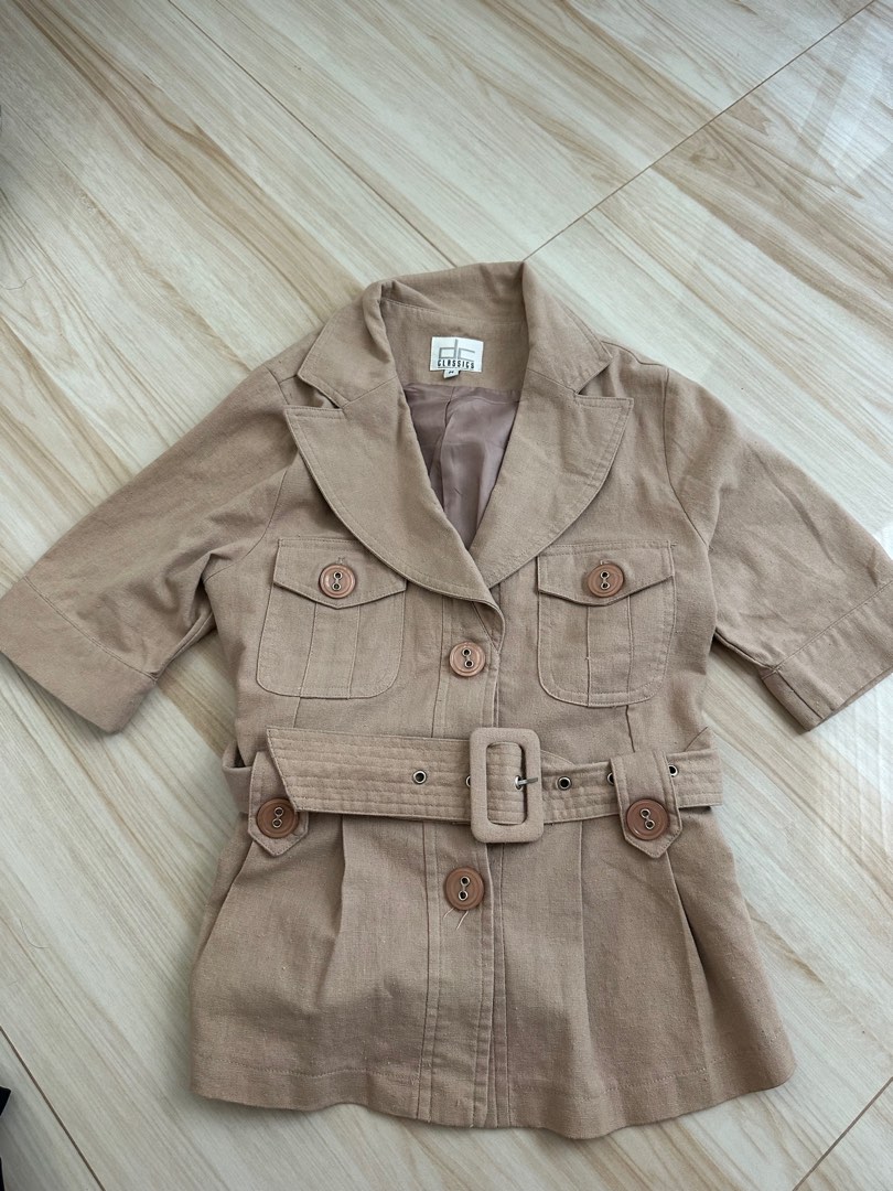DC classics safari top, Women's Fashion, Tops, Others Tops on Carousell