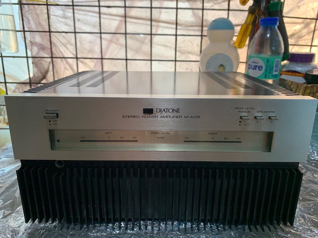 DIATONE (MITSUBISHI) STEREO POWER AMPLIFIER M-A05 AC 110 VOLTS 50/60 HZ ...
