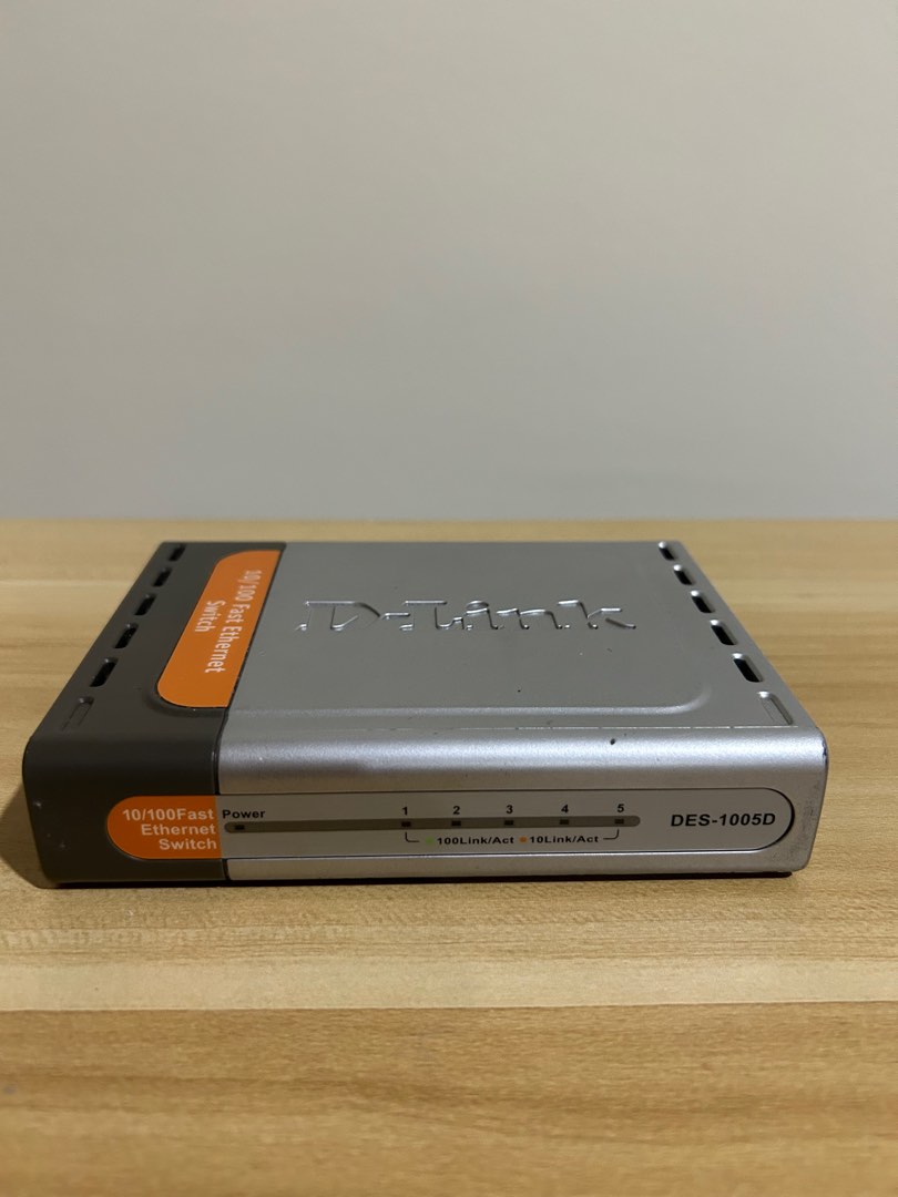 D-Link DES-1005D, Computers & Tech, Parts & Accessories, Networking on ...