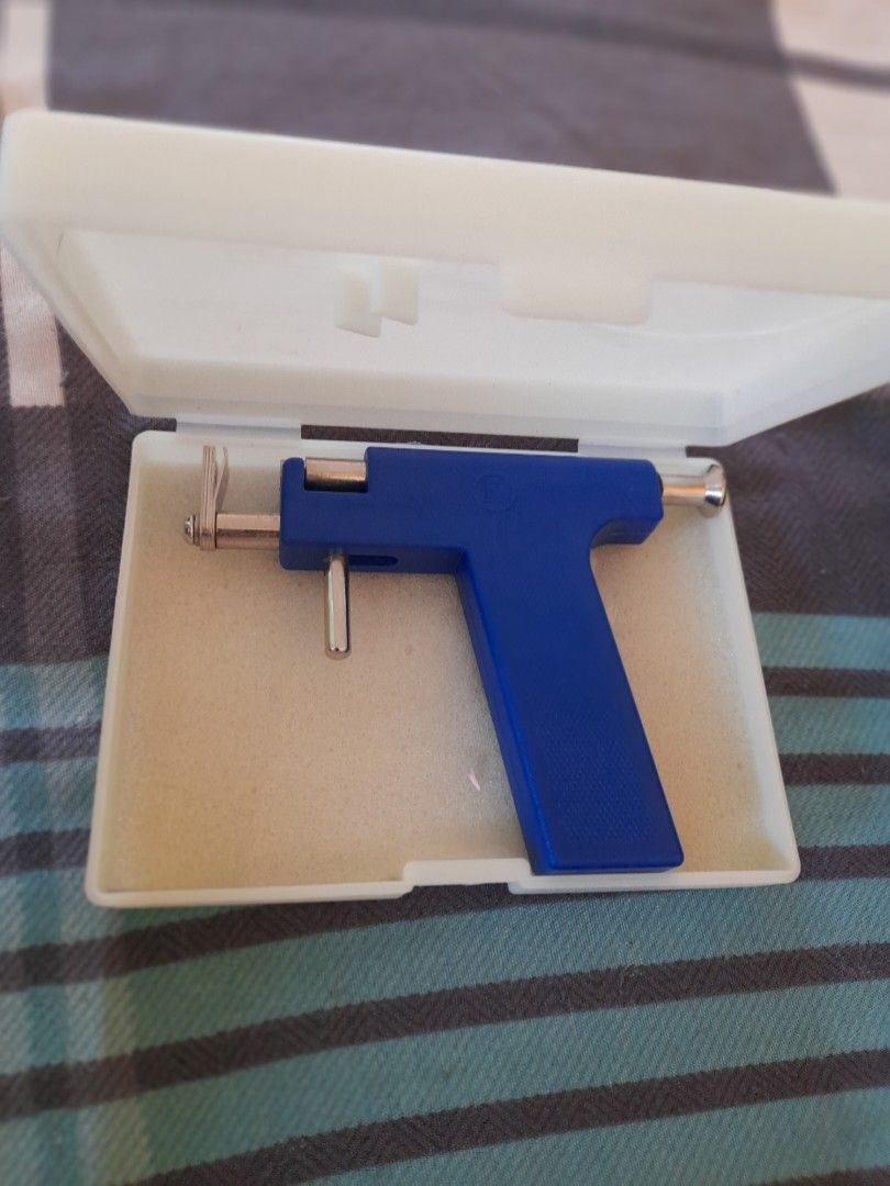 Ear piercing gun on Carousell