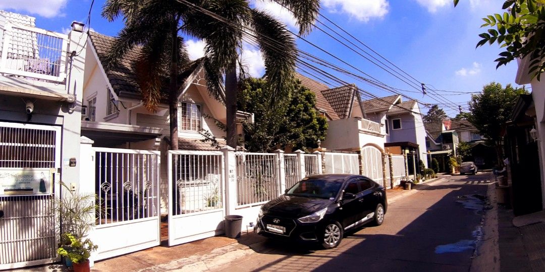 FS; 2 Storey house and lot newly renovated, fully furnished and very ...
