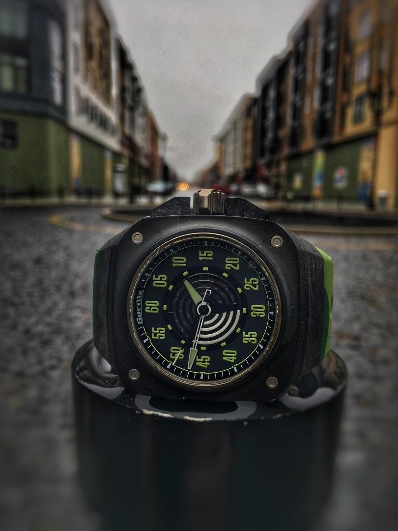 Gorilla fastback phantom., Men's Fashion, Watches & Accessories ...