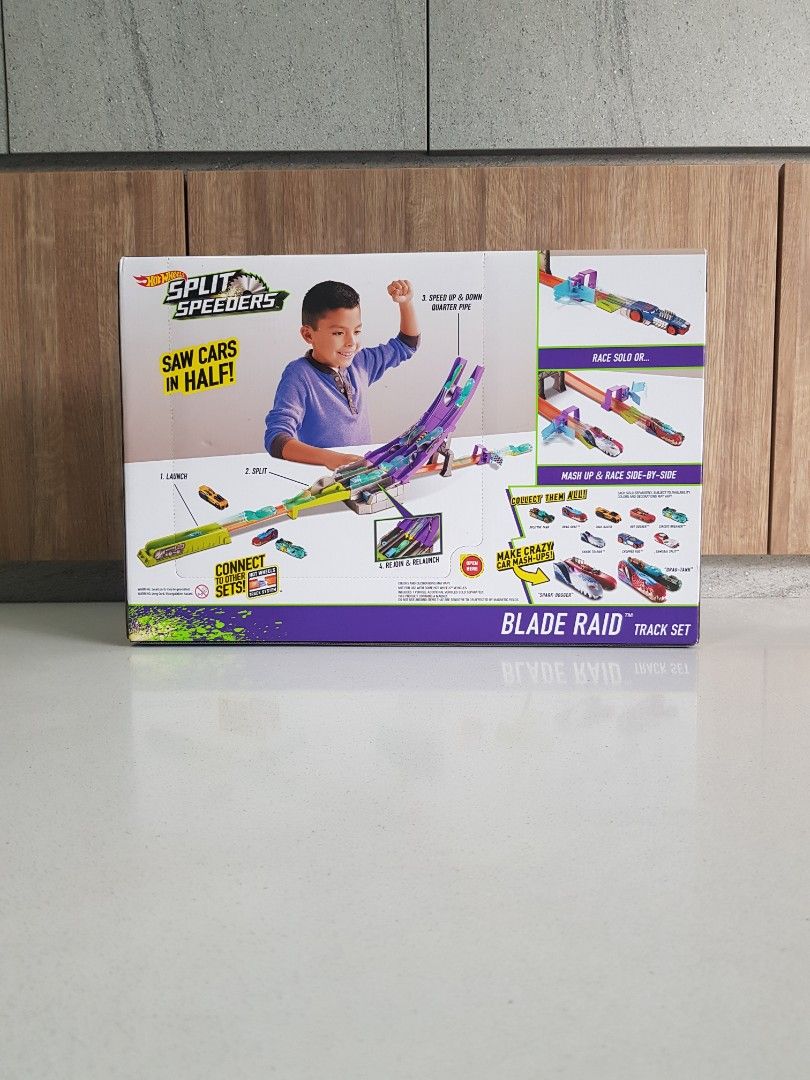 HOTWHEELS BLADE RAID TRACK SET, Hobbies & Toys, Toys & Games on Carousell