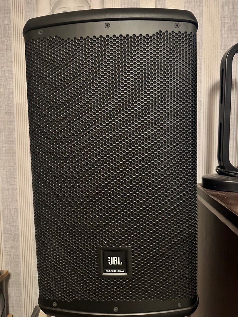 JBL EON 710, Audio, Soundbars, Speakers & Amplifiers on Carousell