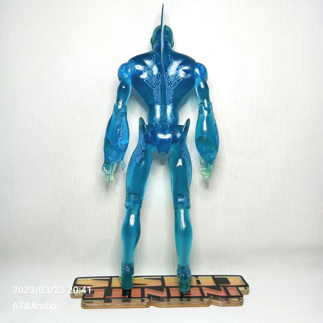 Loose/Damaged DC Direct Infinite Crisis 7" Scale OMAC action figure on ...