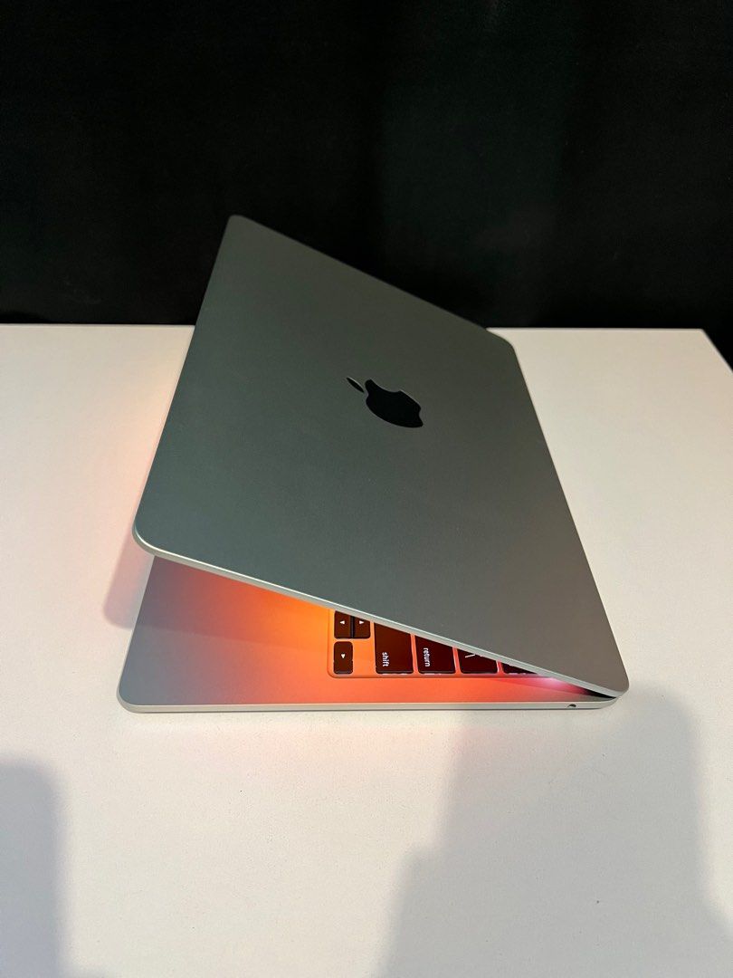 MacBook Air M2 256GB SILVER, Computers & Tech, Laptops & Notebooks on ...