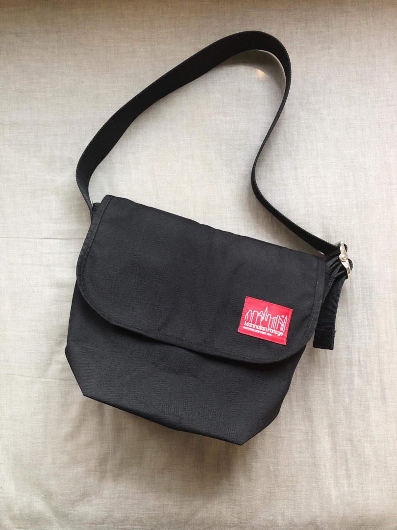 Manhattan Portage Vintage Messenger Bag (Large), Men's Fashion, Bags ...