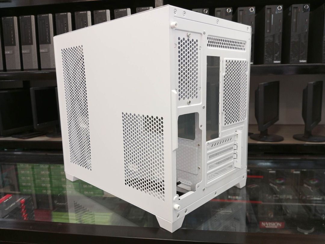 MATX TEMPERED CASE KEYTECH ROBIN MINI WHITE, Computers & Tech, Parts ...