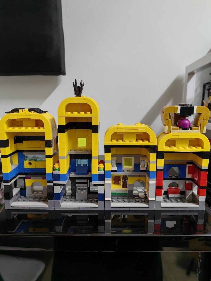 Minions block, Hobbies & Toys, Toys & Games on Carousell