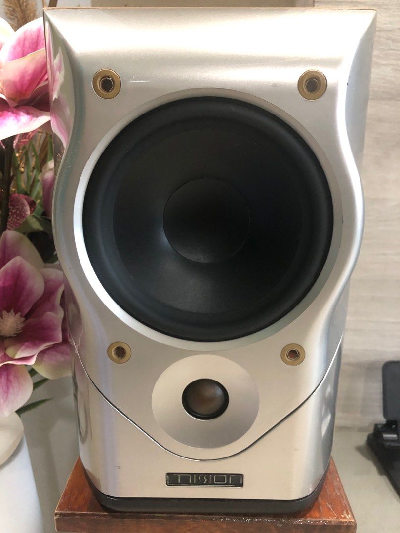 Mission M51 Bookshelf Speakers, Audio, Soundbars, Speakers & Amplifiers on Carousell