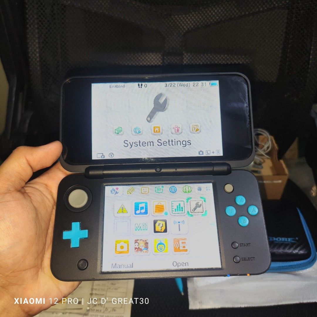 New nintendo 2DS XL black x torquoise Complete (Good as new), Video ...