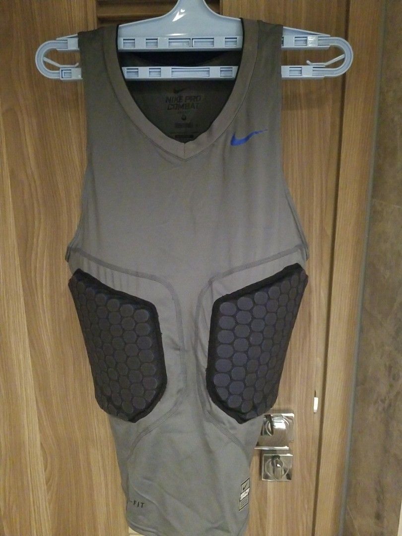 Nike Pro Combat, 男裝, 運動服裝 - Carousell
