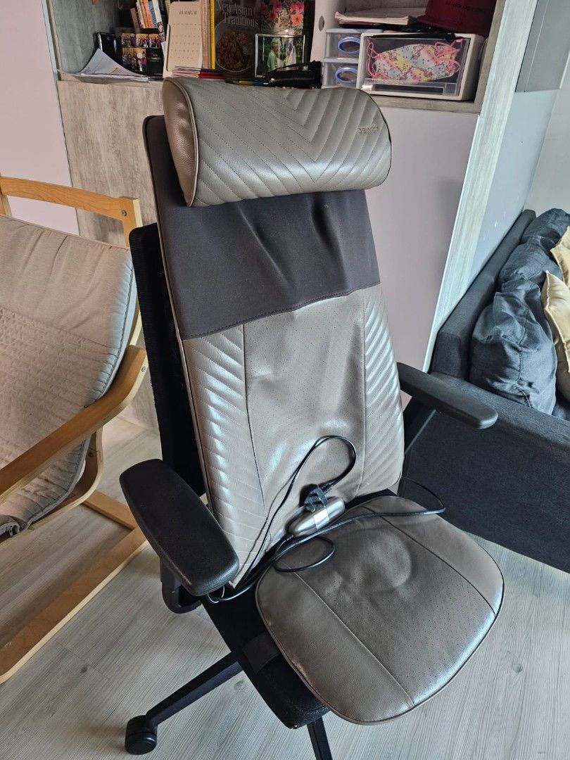 OSIM uJOLLY Back Massager, Health & Nutrition, Massage Devices on Carousell