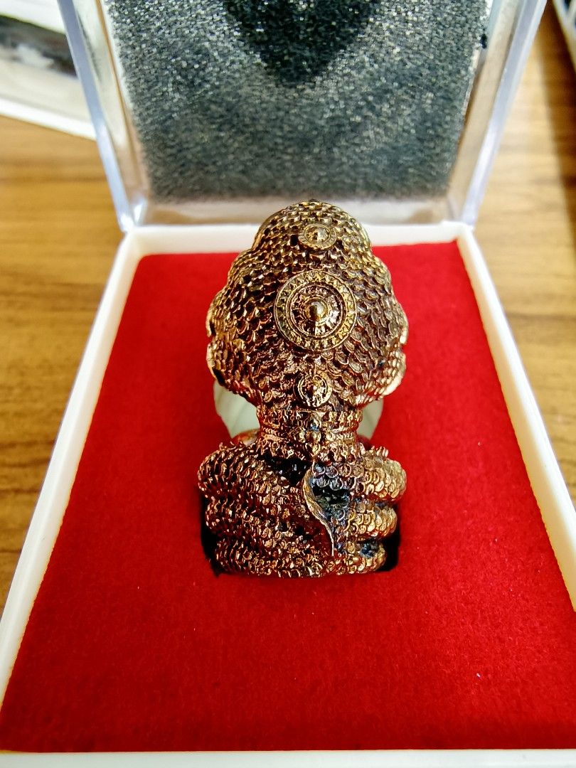 Phra Ajarn Tom Phra Naprok Roon Raek, Hobbies & Toys, Memorabilia ...