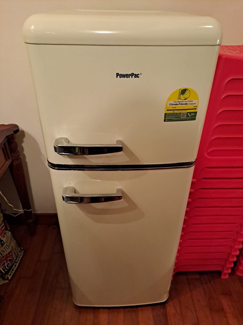 Powerpac Refrigerator fridge model PPF118, TV & Home Appliances ...