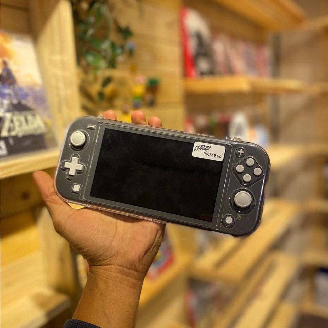 Readystock Nintendo Switch USED, Video Gaming, Video Game Consoles ...