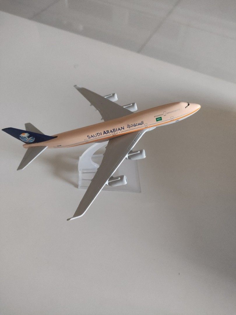 Saudi Arabian Airlines Die Cast Model, Hobbies & Toys, Toys & Games on ...