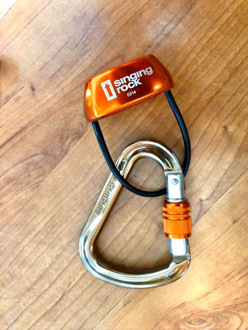 Singing Rock Buddy Set ATC Belay Set with Carabiner, Sports Equipment ...