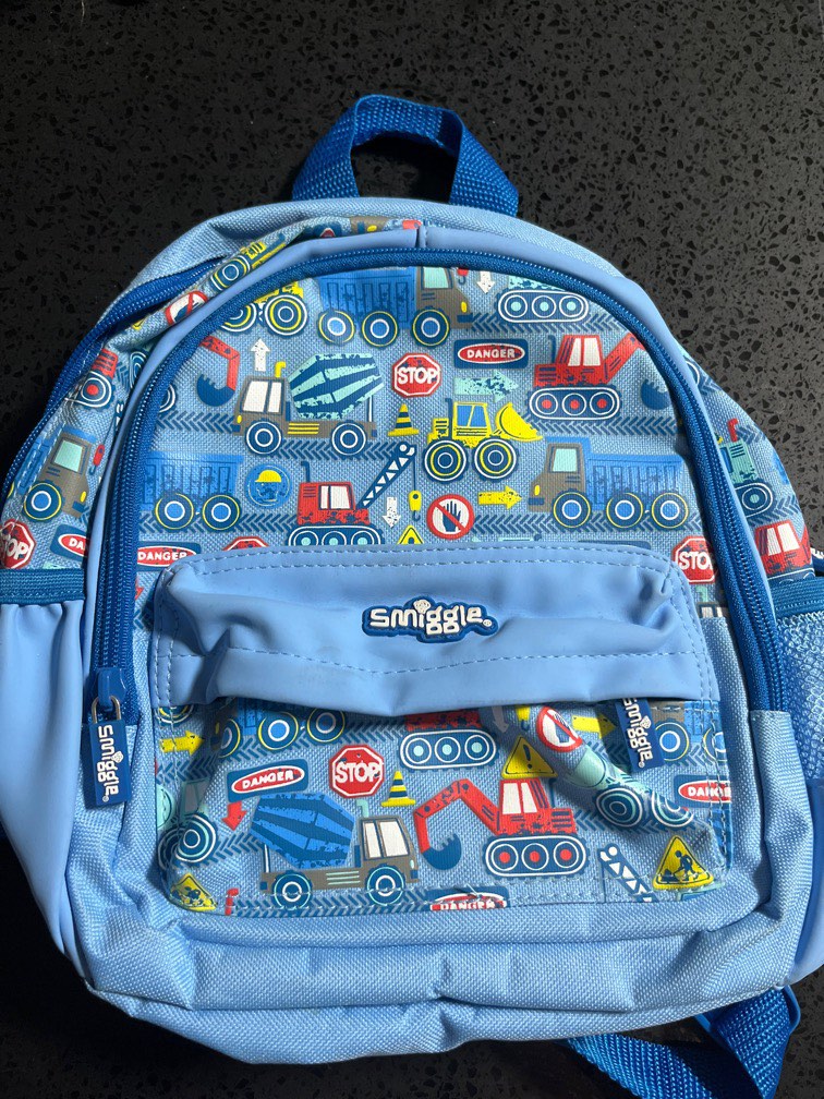 Smiggle Backpack, Women's Fashion, Bags & Wallets, Backpacks on Carousell