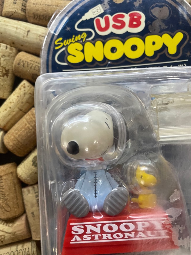 Snoopy Figure - USB on Carousell