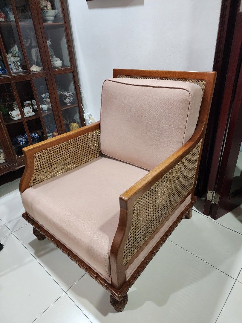 Solihiya Molave Armchair on Carousell