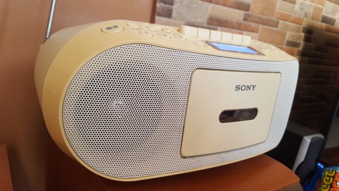 SONY CD Cassette Radio Player, Audio, Portable Music Players on Carousell