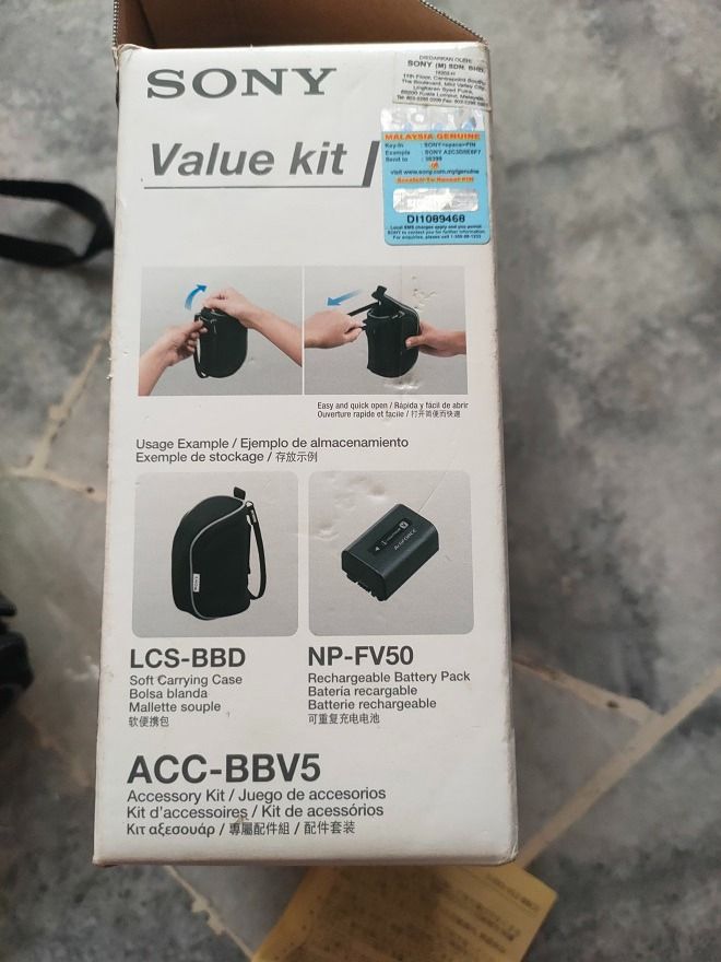 sony handycam orignal beg- brand new......, Photography, Photography ...