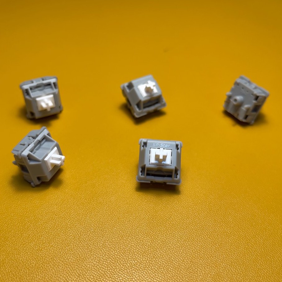 Sp Star Meteor White Switches (82x), Computers & Tech, Parts ...