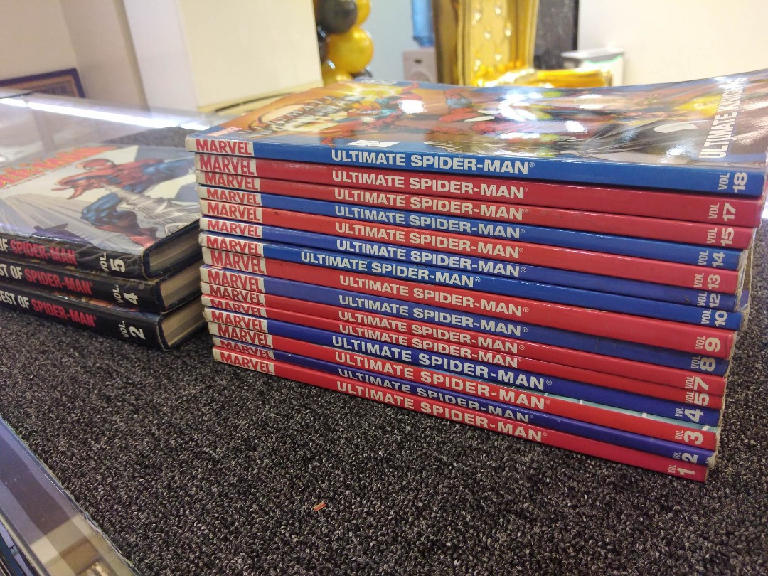 Spiderman comic book set, Hobbies & Toys, Books & Magazines, Comics ...