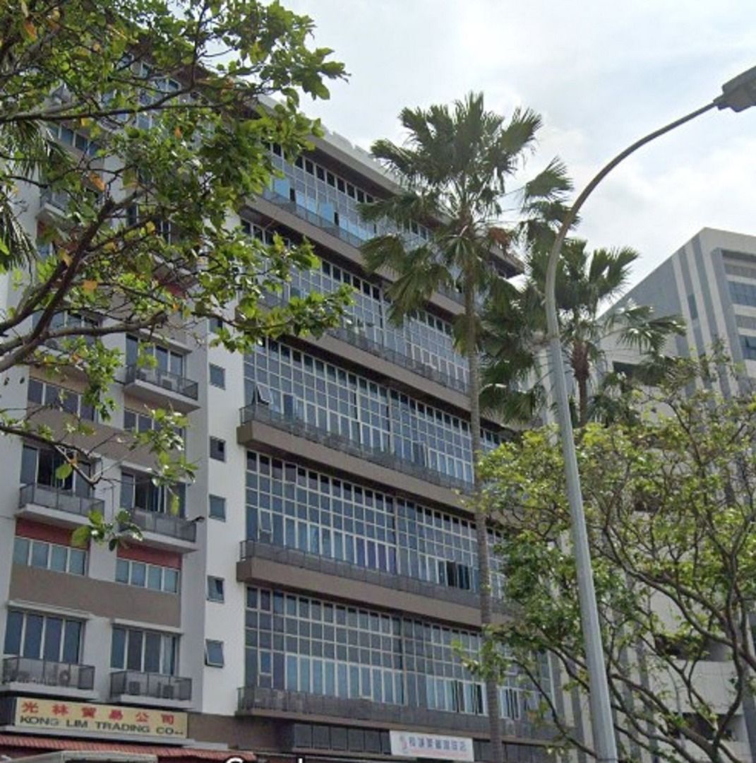 Squarish Ramp up to unit Storage. 24 hour access High ceiling, Property ...