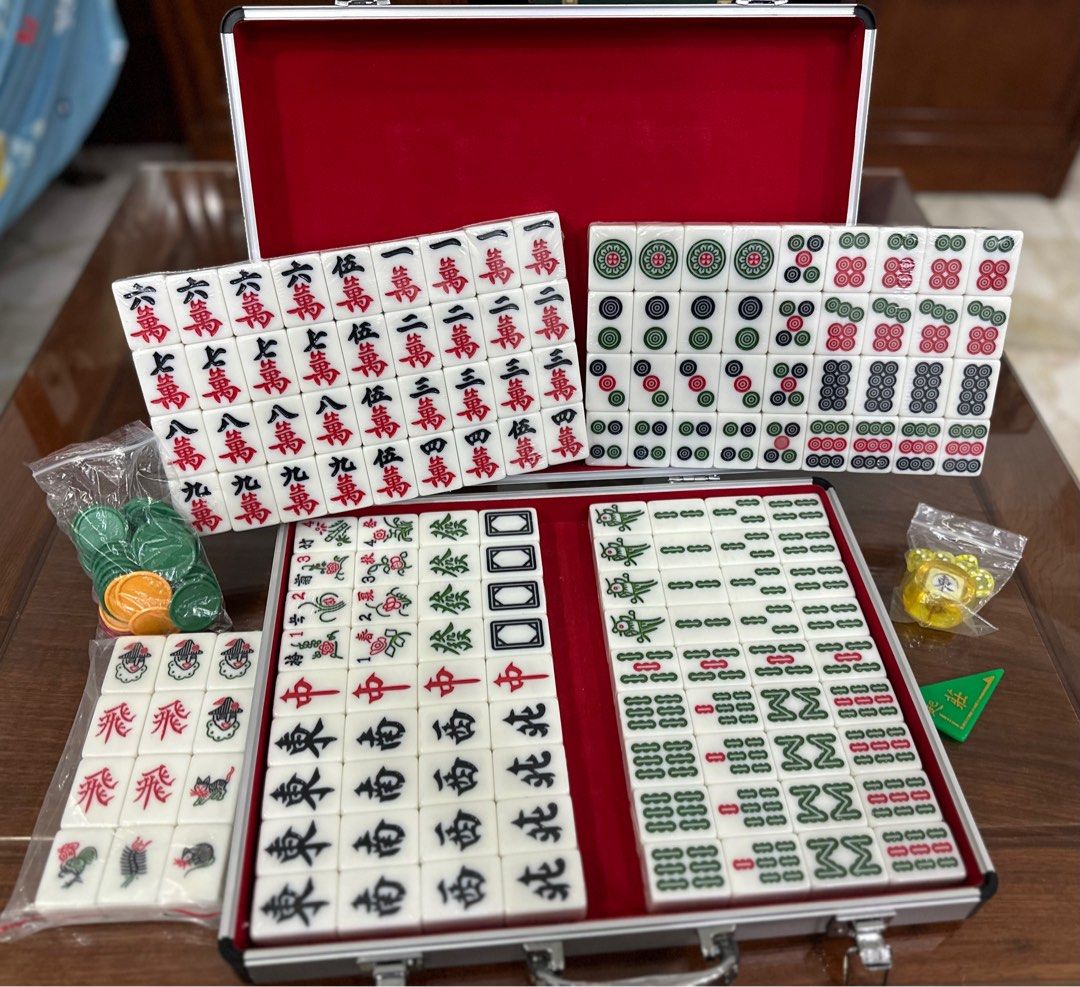 Standard complete Mahjong Set, Hobbies & Toys, Toys & Games on Carousell