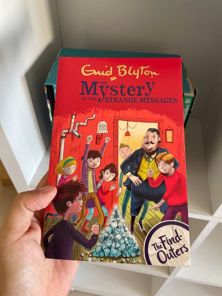 The Find-Outers. Box set. 14 books, Hobbies & Toys, Books & Magazines ...