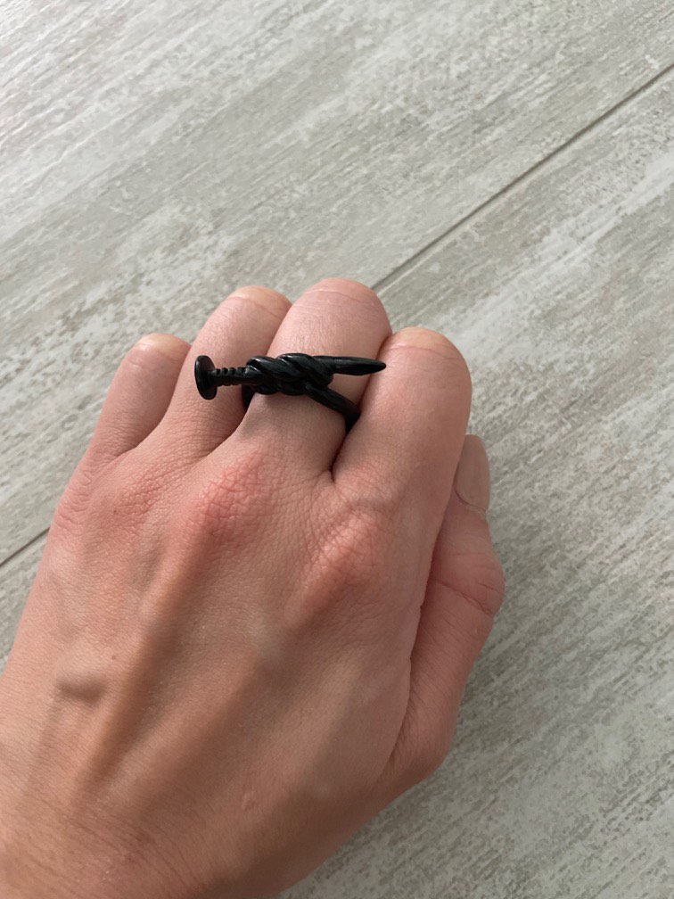 Twisted Screw Ring, Women's Fashion, Jewelry & Organisers, Rings on ...