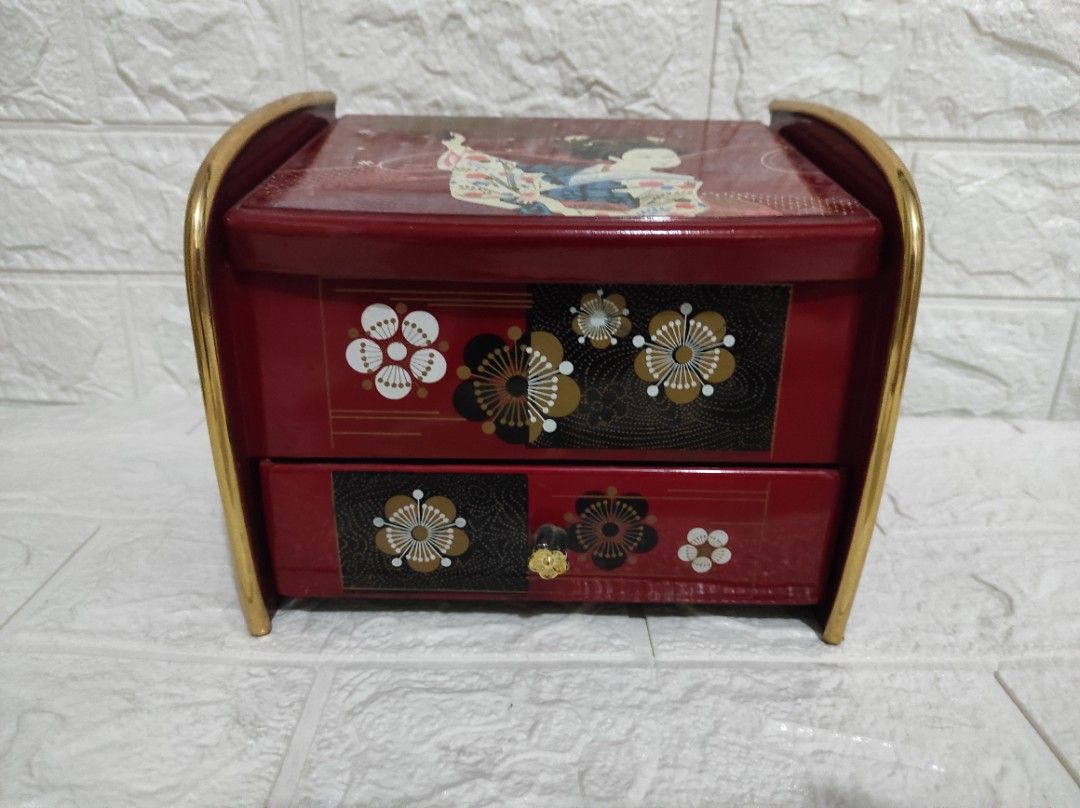 Vintage Japanese Musical Box, Hobbies & Toys, Memorabilia ...