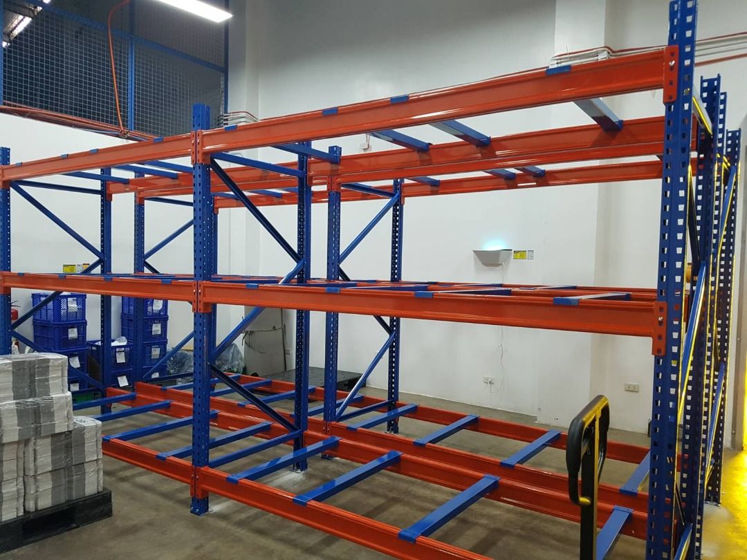 Warehouse Type Pallet Rack Adjustable layers, Furniture & Home Living ...