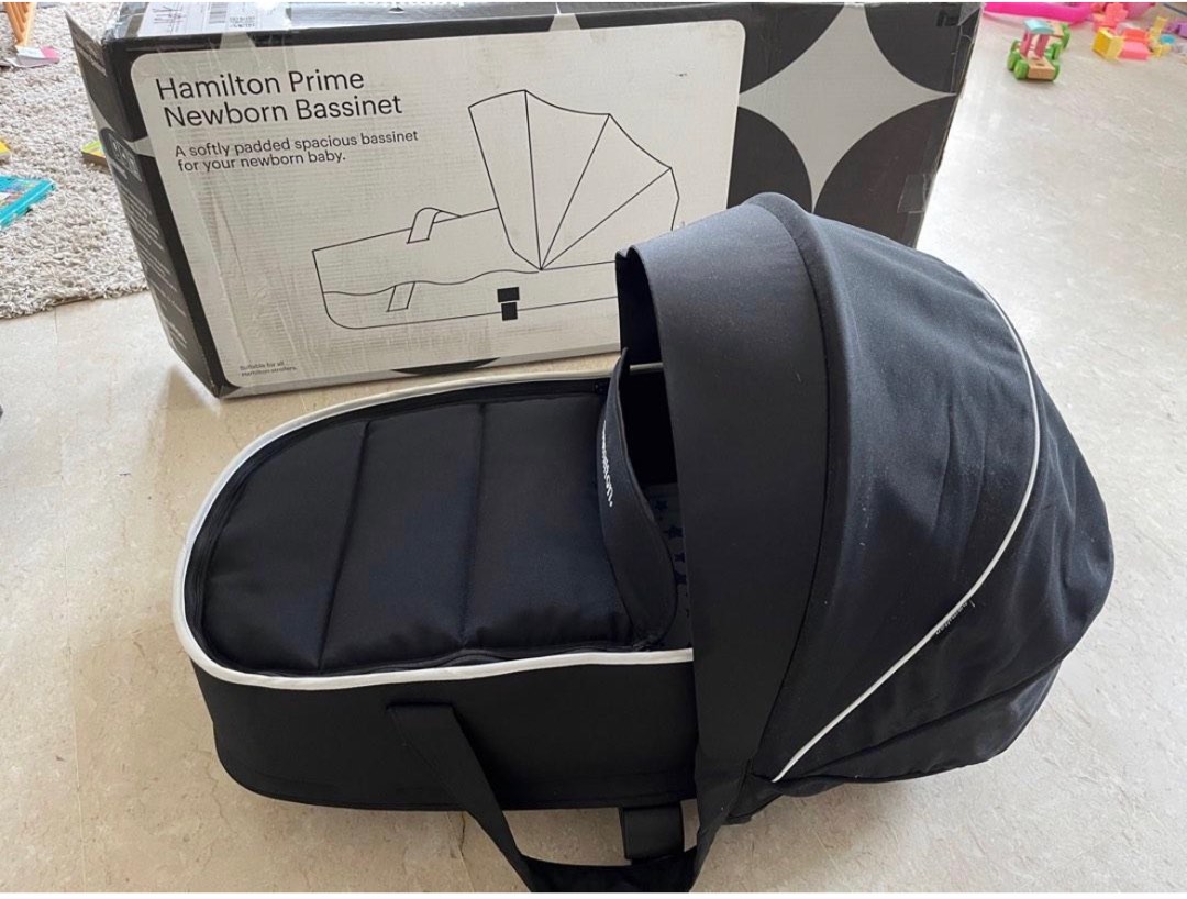 X1 Hamilton Baby Bassinet with Adaptor, Babies & Kids, Going Out ...