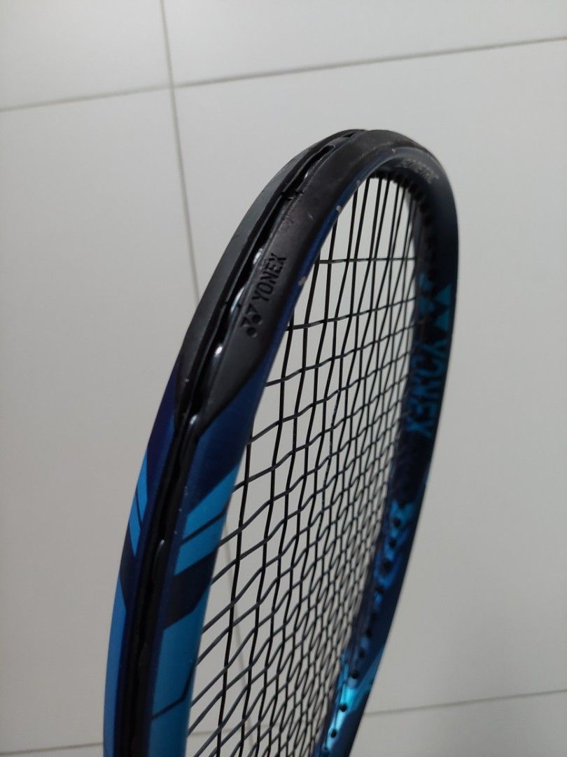 Yonex Ezone 98 2020 305 gm tennis racquet racket, Sports Equipment ...