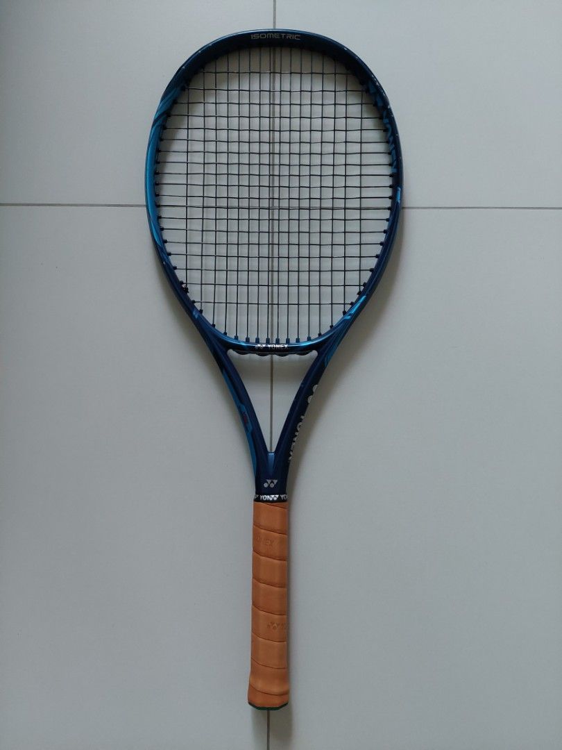 Yonex Ezone 98 2020 305 gm tennis racquet racket, Sports Equipment ...